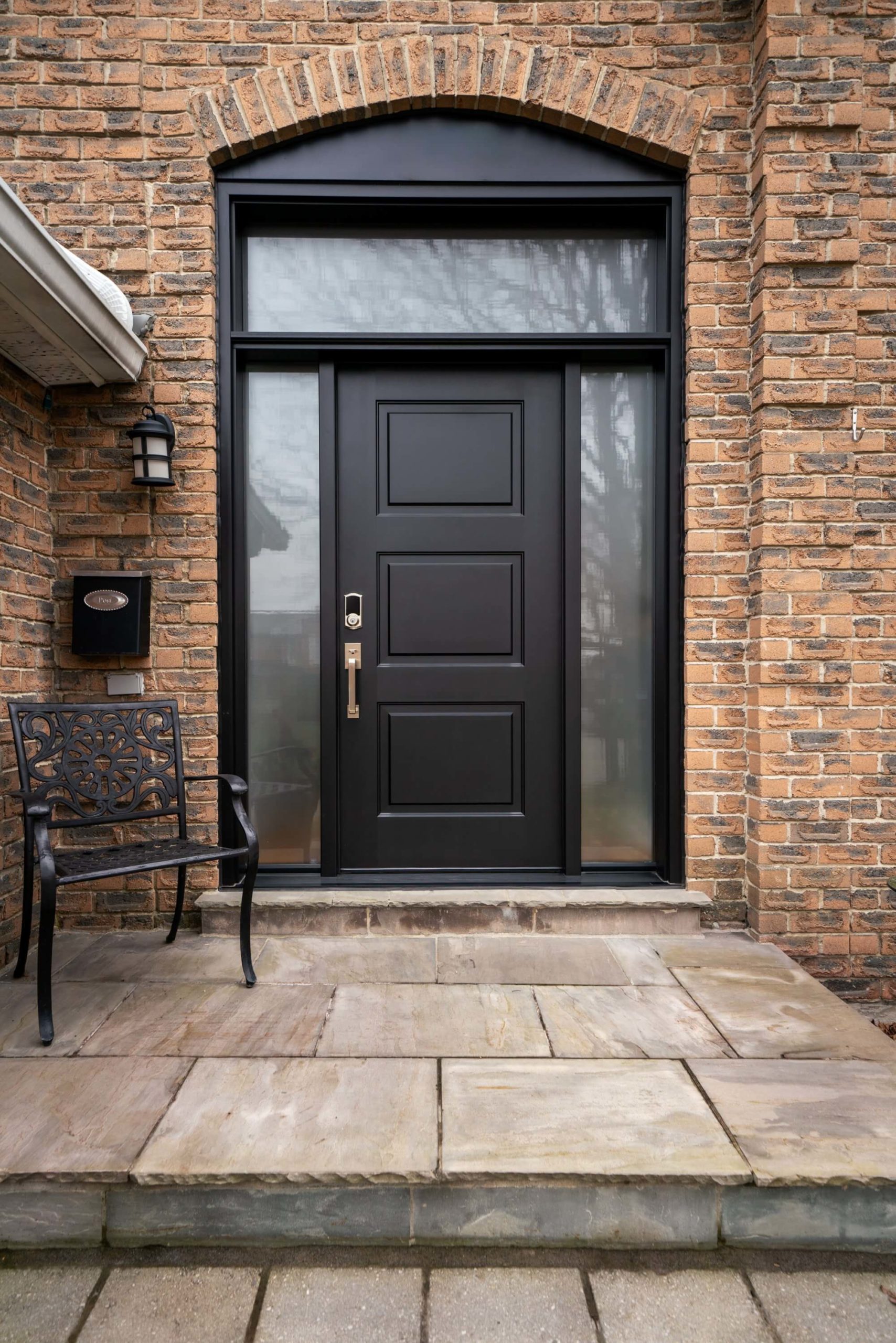 Contemporary 2-Panel Door Edge Smooth | MASTERGRAIN