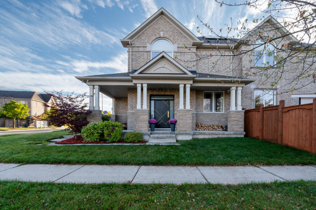 The Best Fiberglass Exterior Doors - Redefine Your Door | MASTERGRAIN